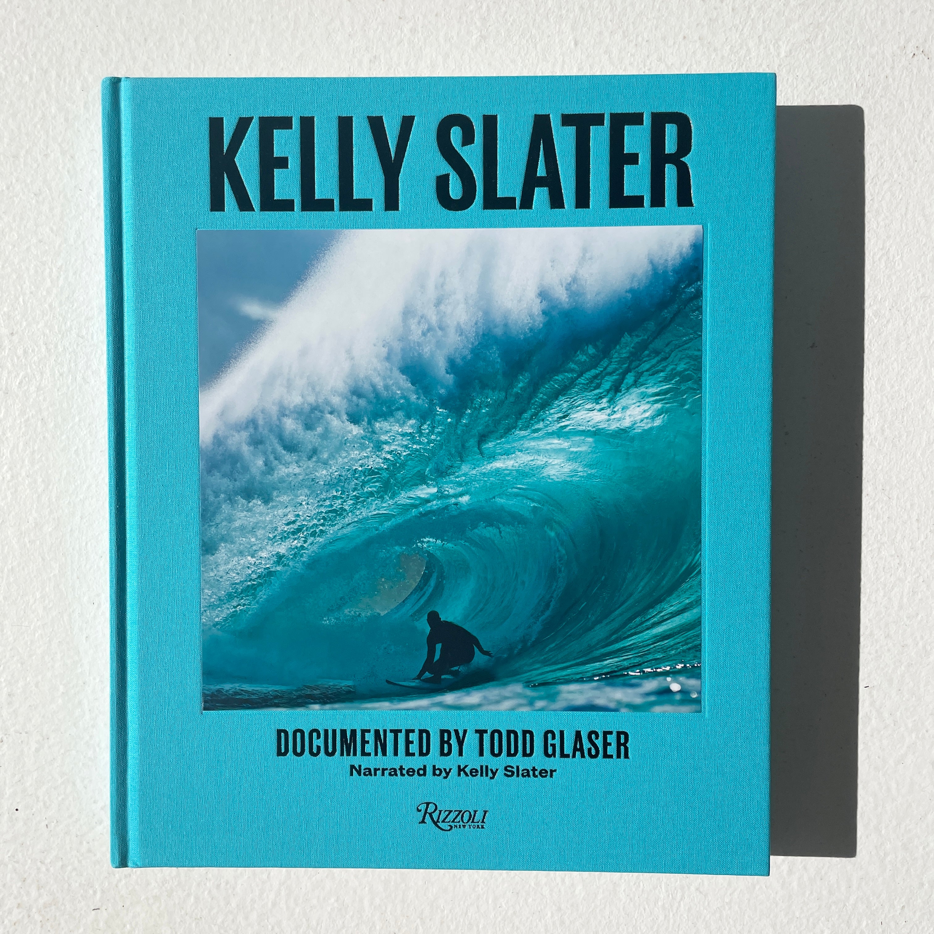 KELLY SLATER – Common Circus