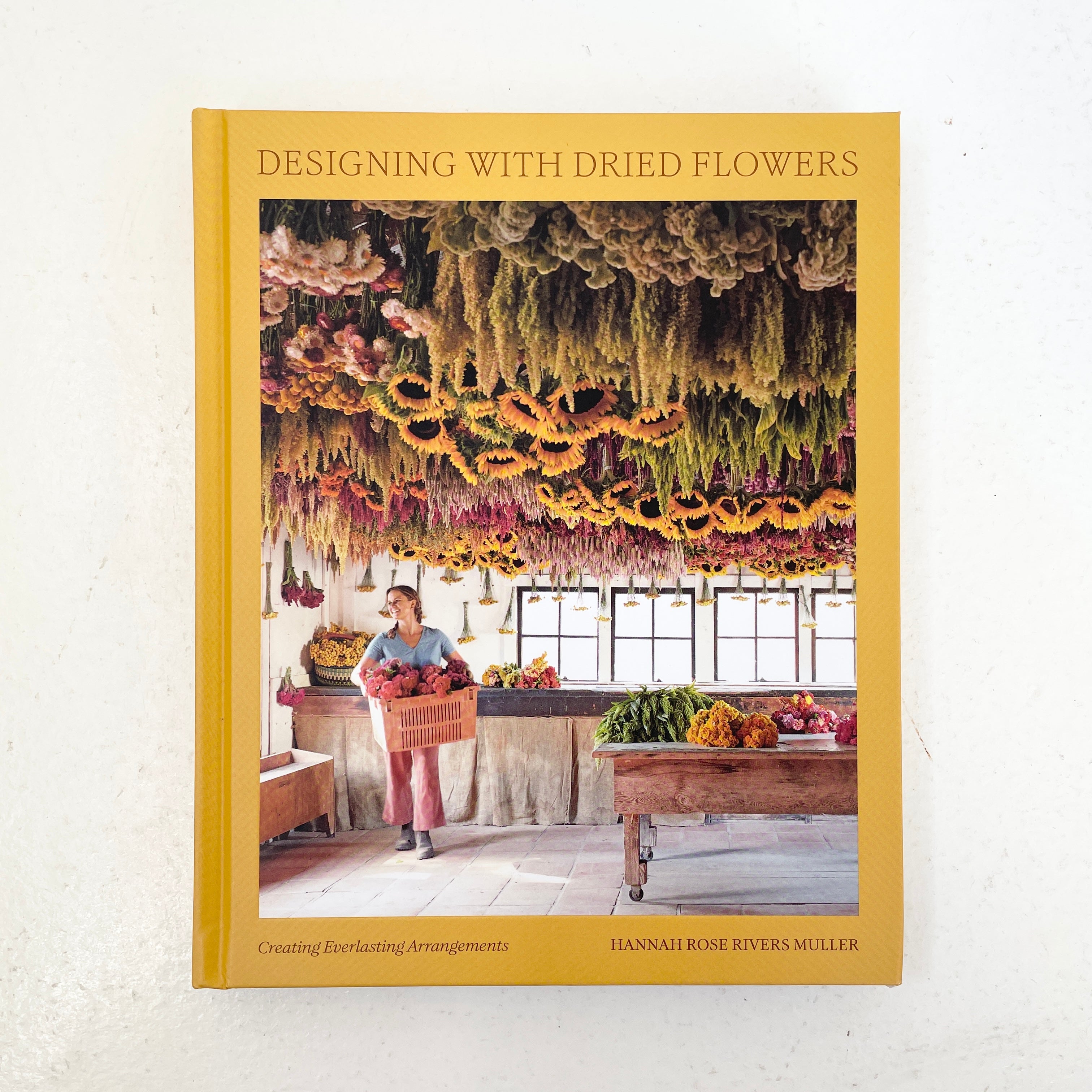 DESIGNING WITH DRIED FLOWERS – Common Circus