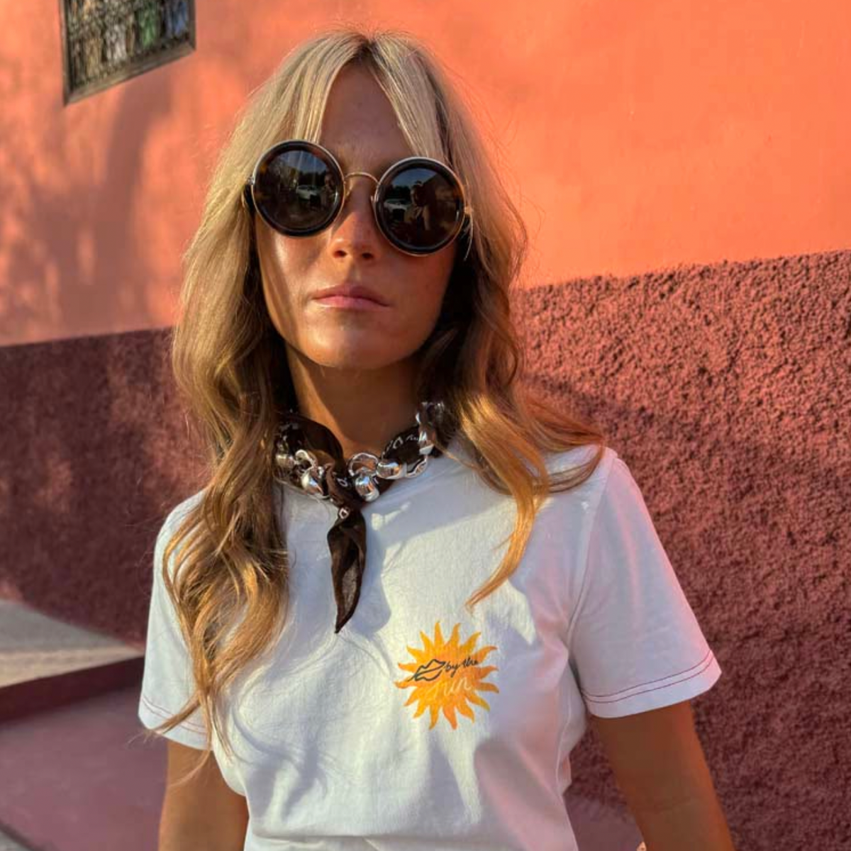 NEVER FULLY DRESSED – Common Circus