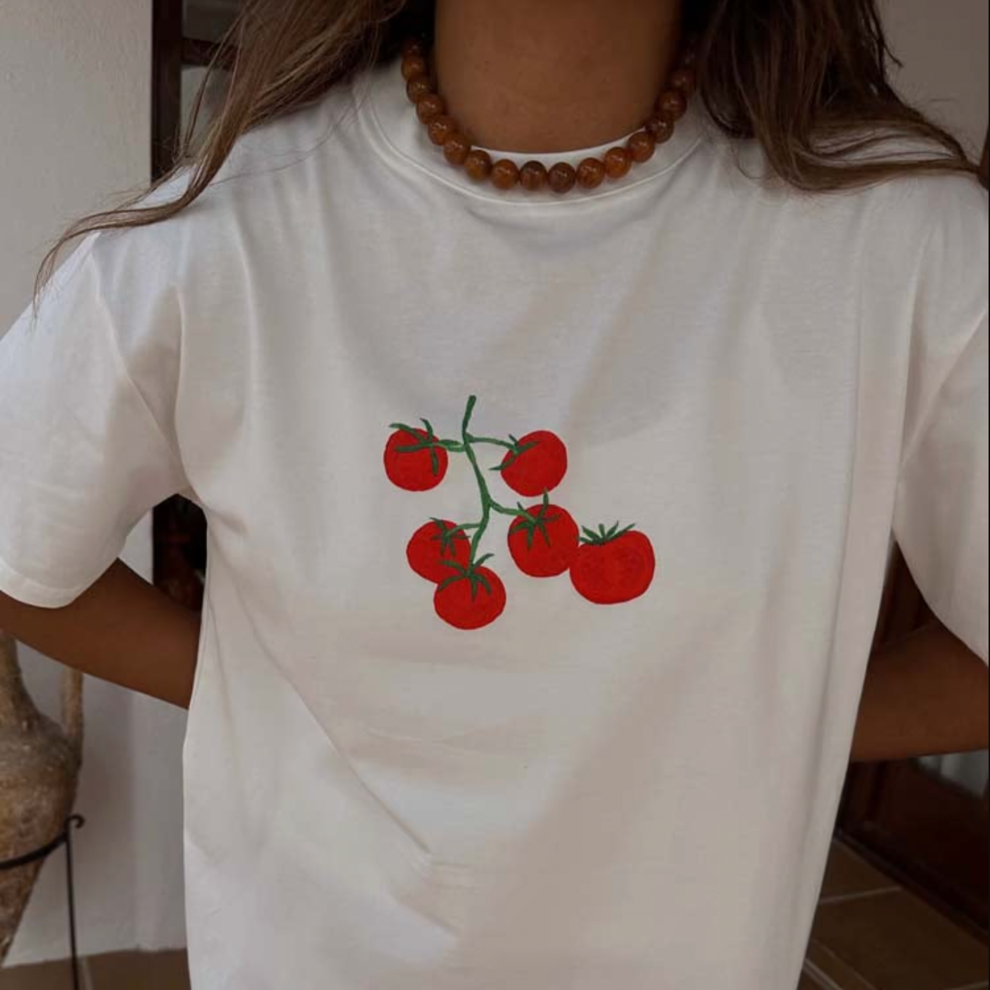 NEVER FULLY DRESSED – Common Circus