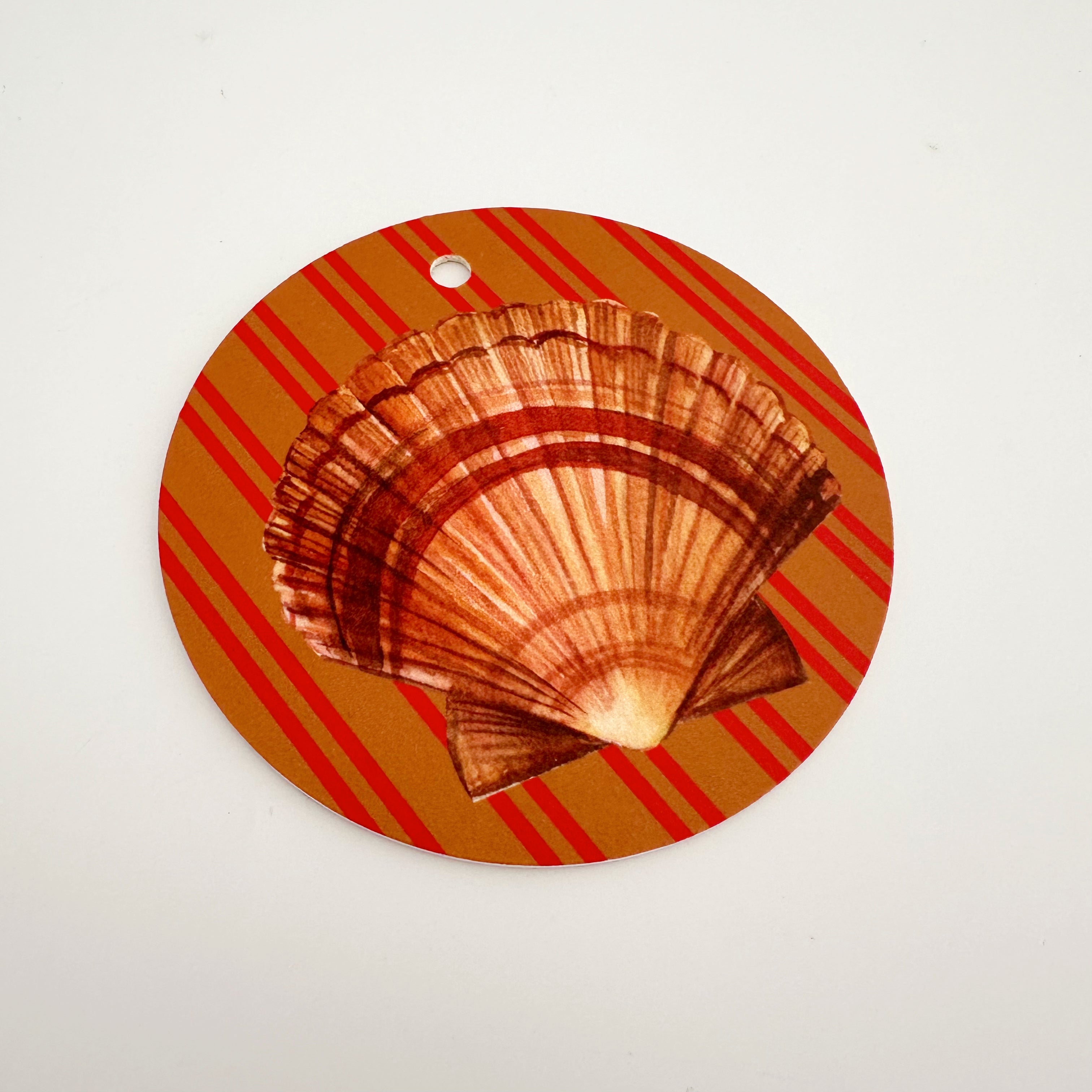 CC SCALLOP SHELL GIFT TAG – Common Circus