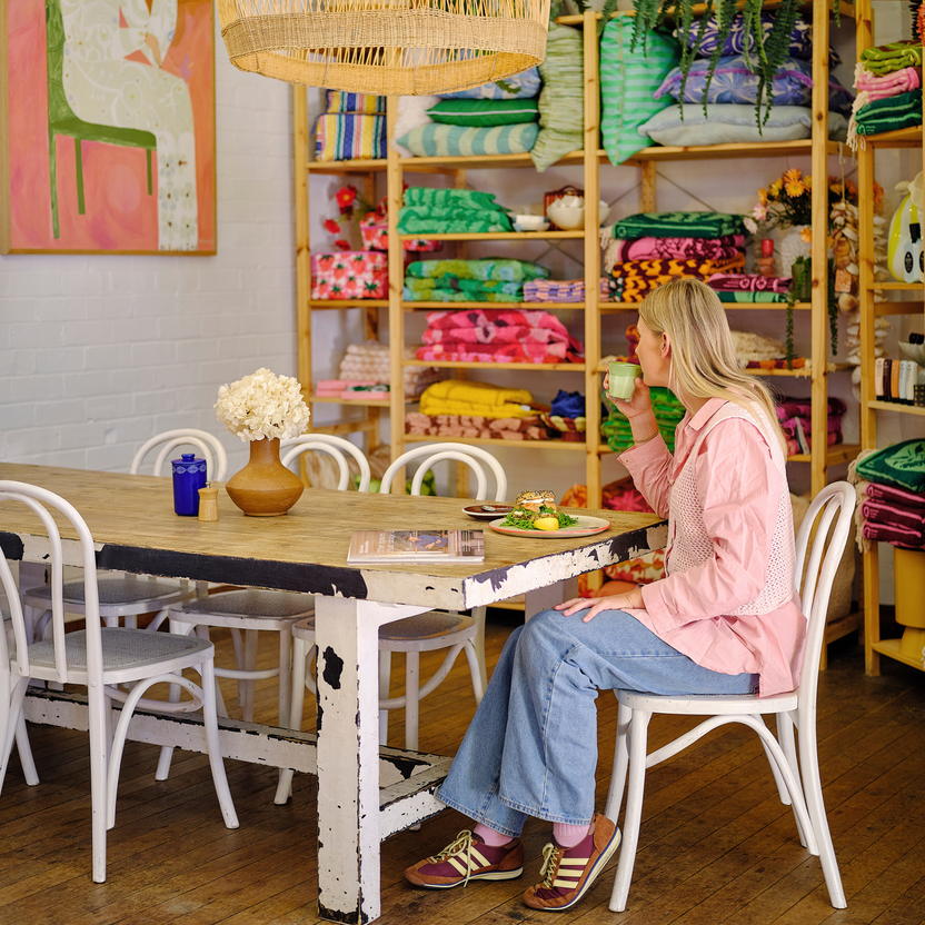 Cafe – Common Circus